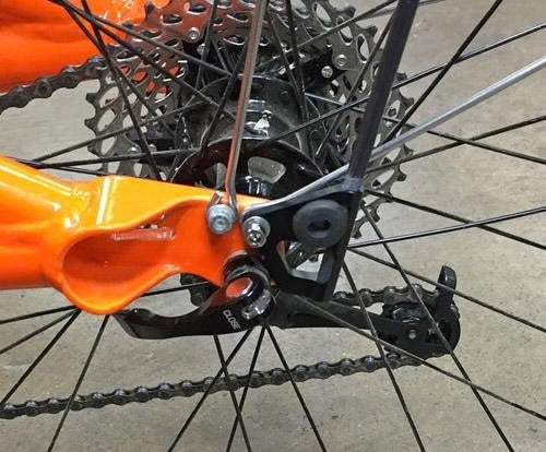 Catrike Flag Grommet keeps your flag in its place – Bacchetta Bikes